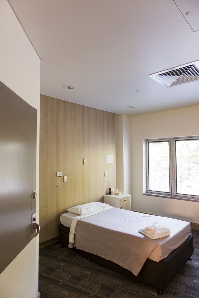Brisbane Private Hospital – Precision Interior Walls and Ceilings